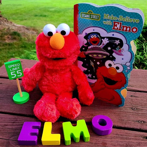 Sesame Street | Toys | Sesame Street Elmo Plushie Stuffed Animal Toy ...